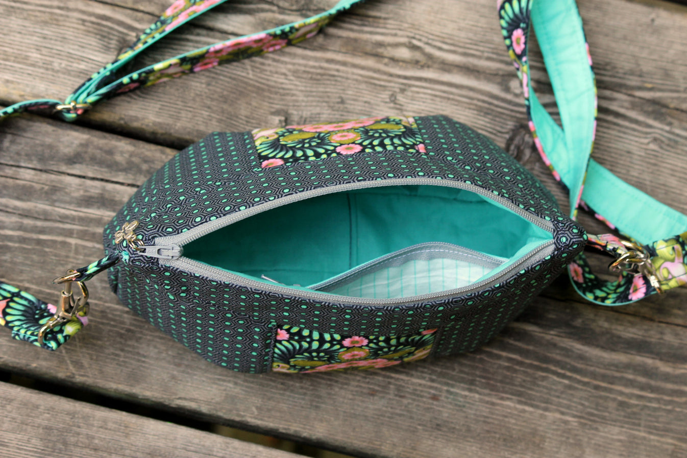 FREE The Gerbera Mini Crossbody Bag - PDF Sewing Pattern – Blue Calla ...